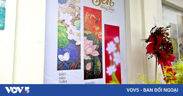 Lotus-themed exhibition honors President Ho Chi Minh | VOV5.VN