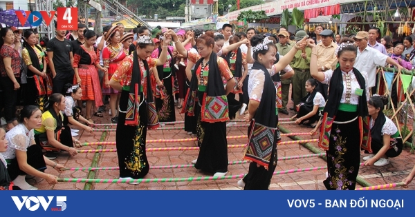 Moc Chau, the call of love | VOV5.VN