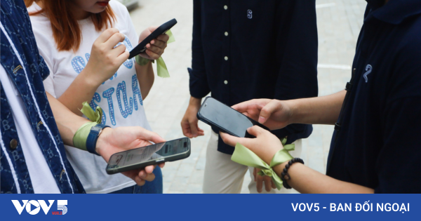 인상적인 하노이 구시가지 푸드투어 | VOV5.VN